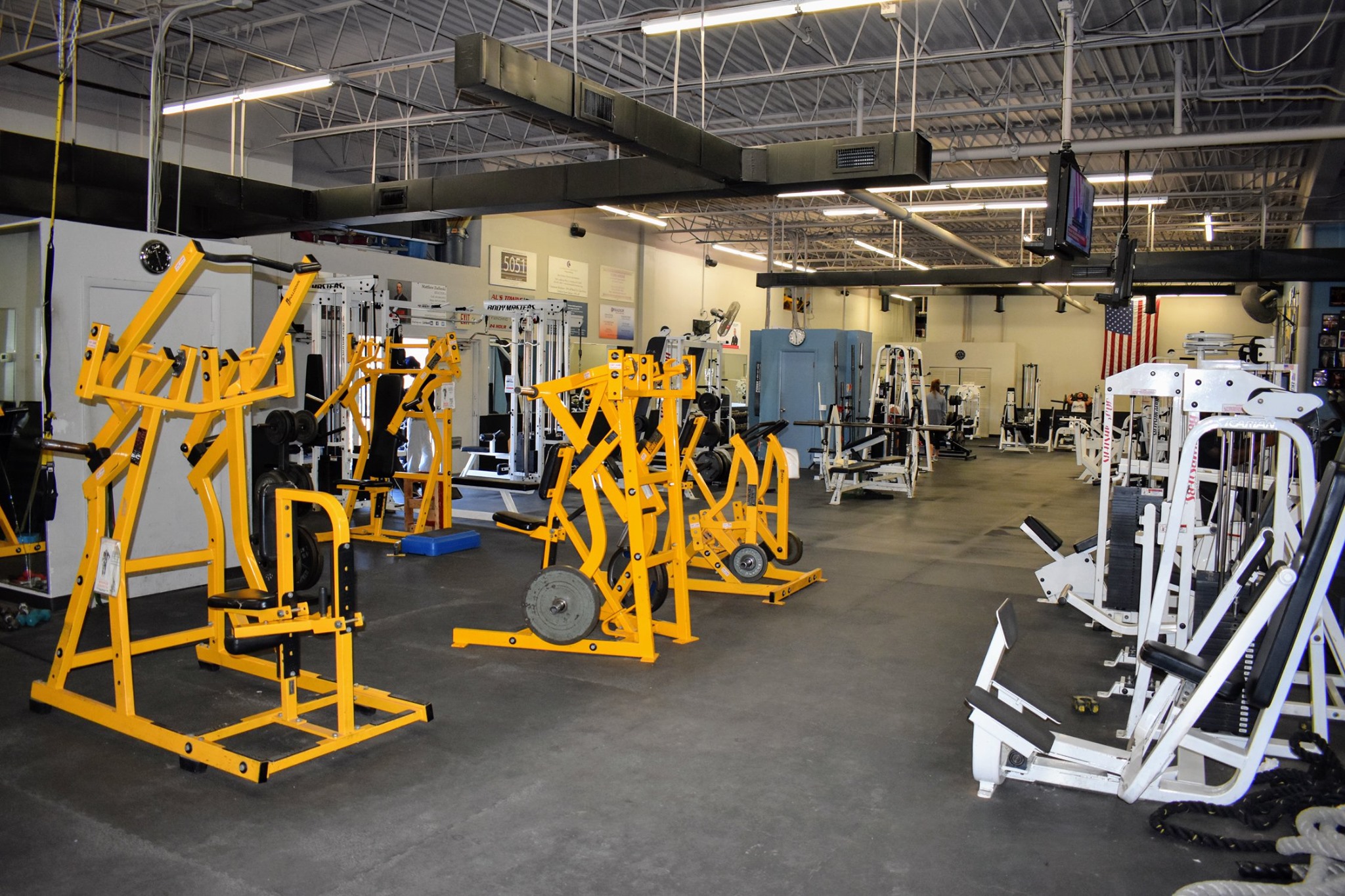 Photo Gallery - Colosseum Gym